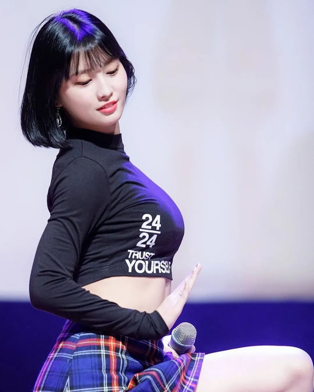 Debauchery and uninhibitedness from an island country - iMedia