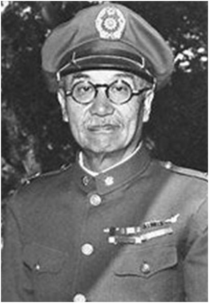 Yan Xishan lived alone in the Yinyang Mountain of Taipei in his later ...