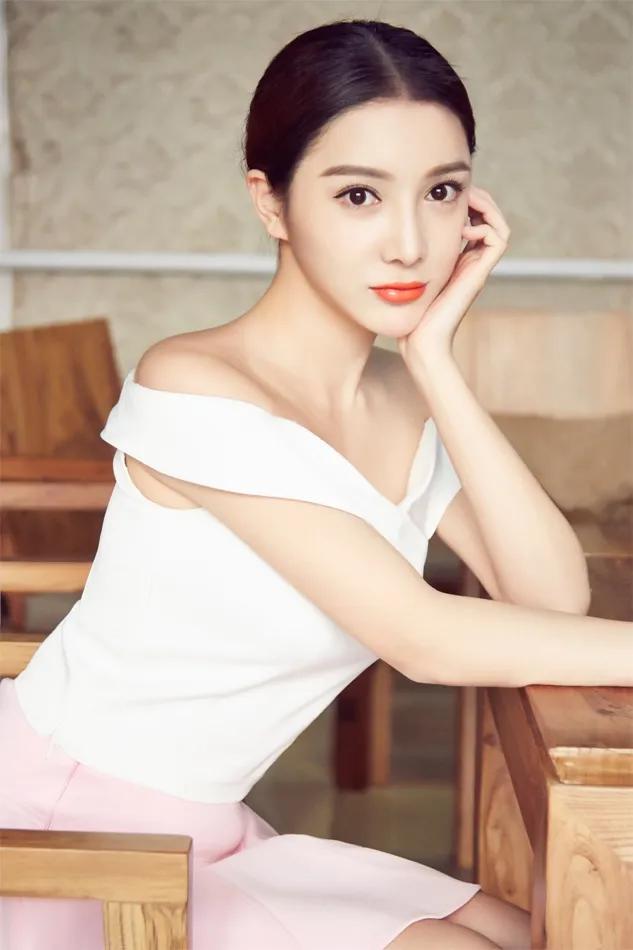 Mingyang Entertainment—Beauty Star—Ren Jiao - iNEWS