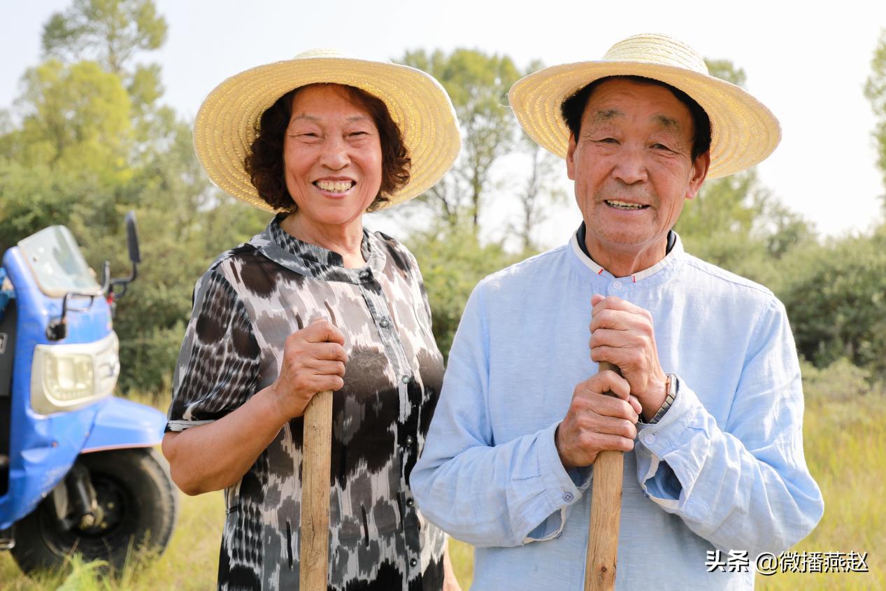 The love story of "model of the times" Zhang Lianyin and his wife Wang ...