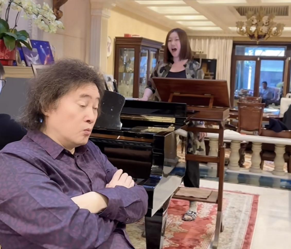 Dai Yuqiang made public appearances after the death of his mother ...