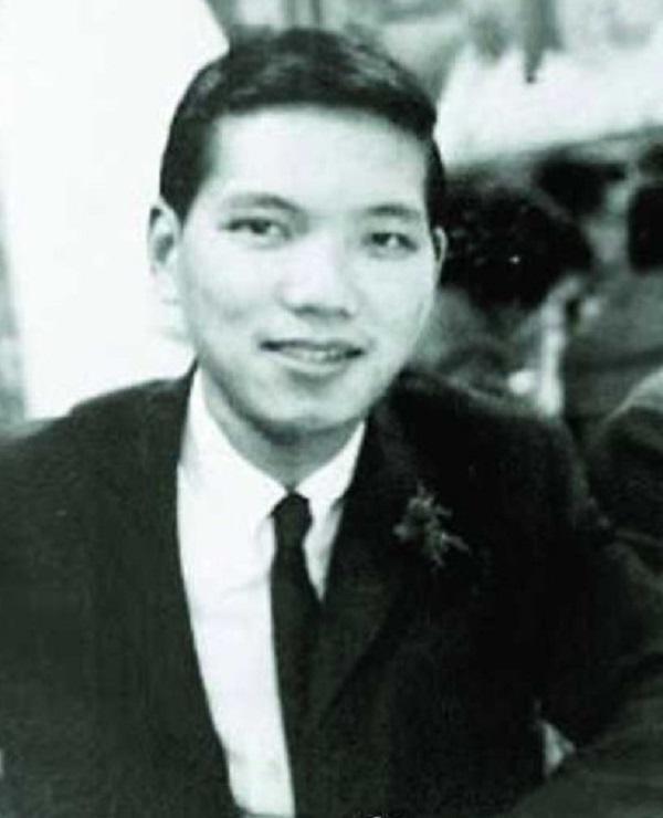 Jiang Yi: He played Ke Zhen'e and Chen Wanxian, but he died without ...