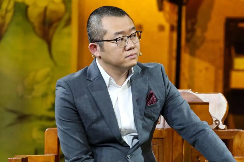Emotional tutor Tu Lei: He was criticized by CCTV anchors for indecent ...