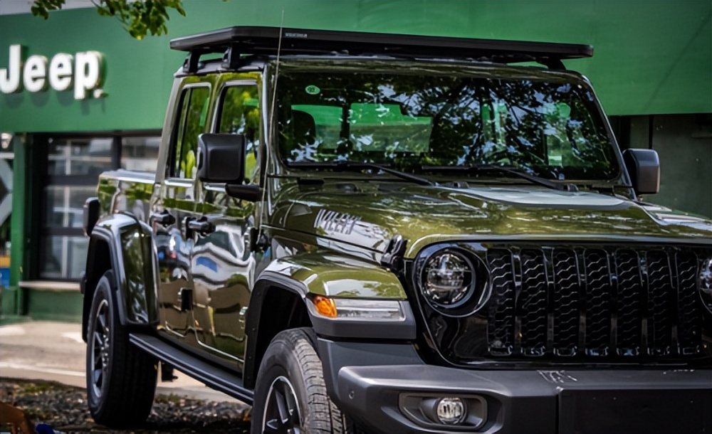 No Fear of Heat - Jeep Gladiator Takes You Through the Path of Longji ...