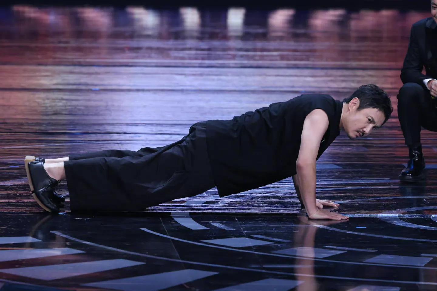 Shen Teng, Deng Ziqi, Lu Han, Wang Kai, Wang Yibo, Huang Xiaoming, Song ...