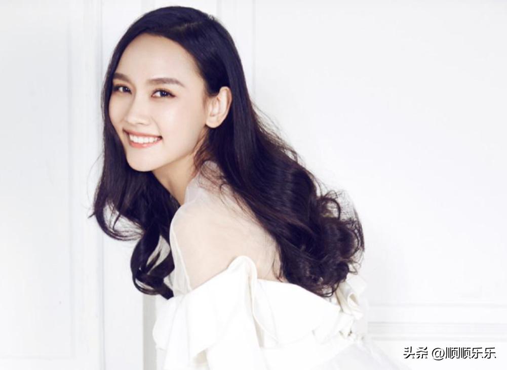 It was revealed that Ren Zhong, 43, married Sun Xiaoxiao, who was six ...