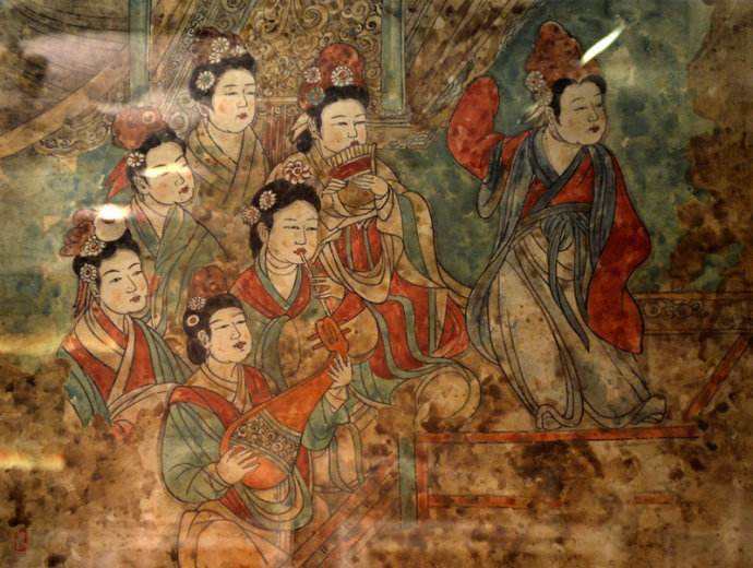 The astronomical diagrams in the murals of the Han tombs in the Han ...