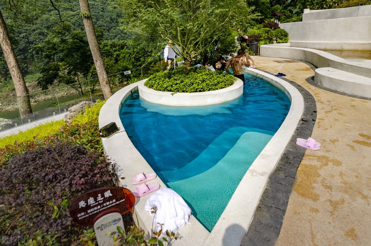 The five most popular hot springs in Hunan, the water temperature is as ...