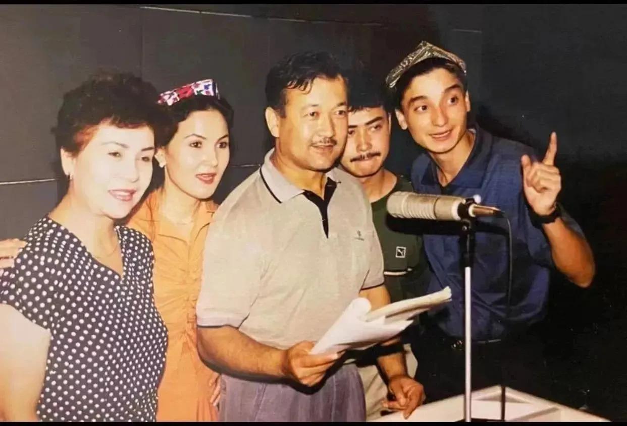 Famous voice actor in Xinjiang, director Ereti Wusman - iNEWS