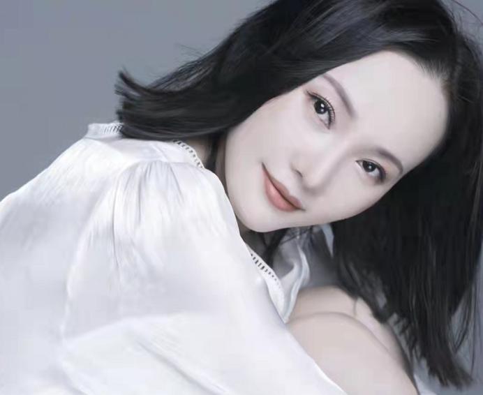 The 40-year-old well-known female singer is in a worrying situation ...