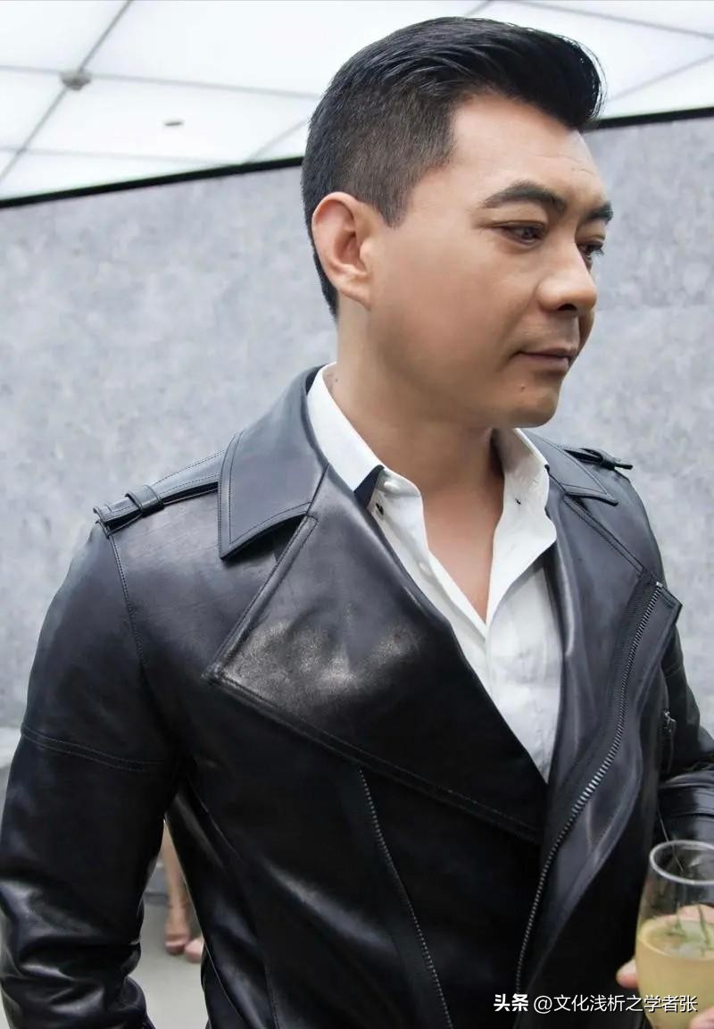 Wang Xinjun: After becoming famous, he abandoned his wife and son ...