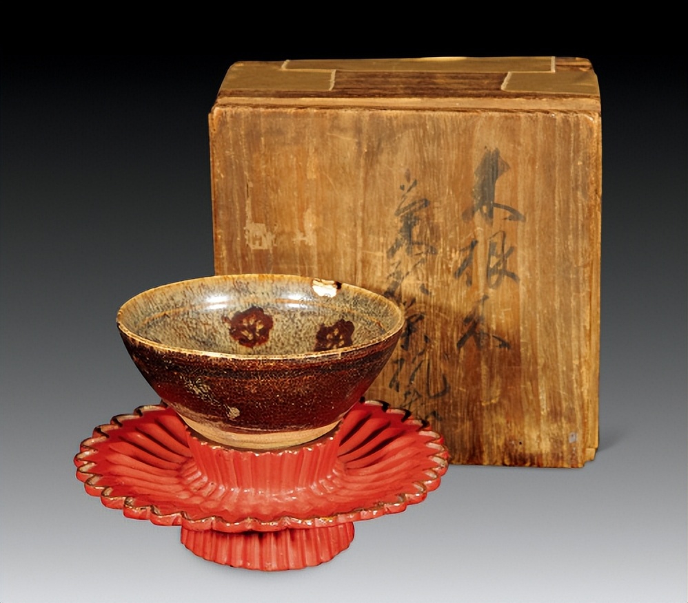 Study on the Modeling of Lacquerware and Porcelain in Song Dynasty - iNEWS