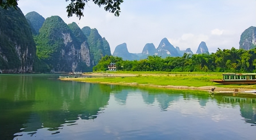 People over sixty: Do not do anything in the dark, there will be no ...