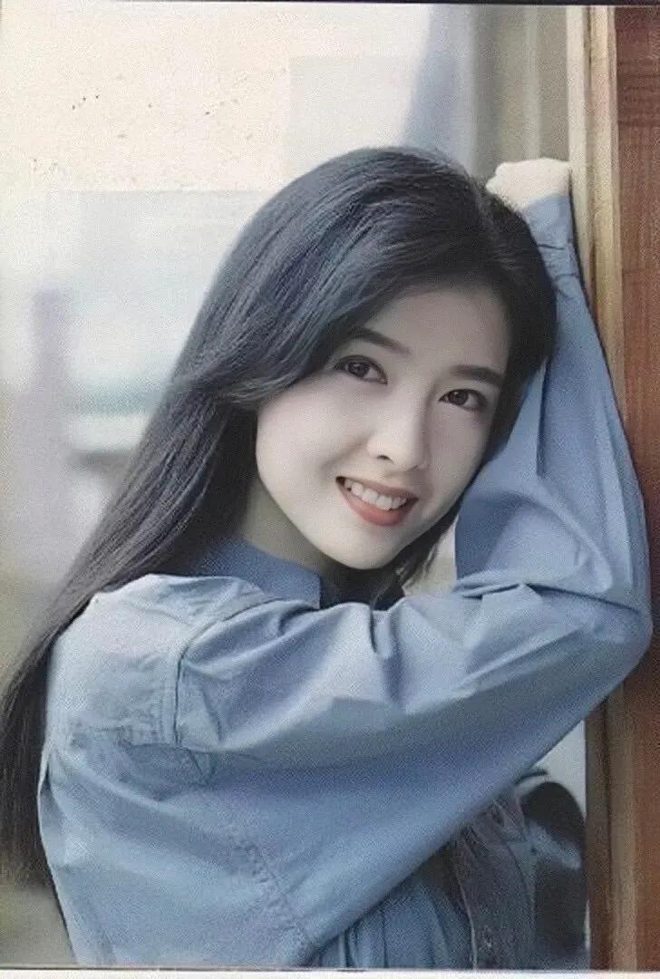 "Girl of a Generation" Zhou Huimin couldn't bear her husband's repeated ...