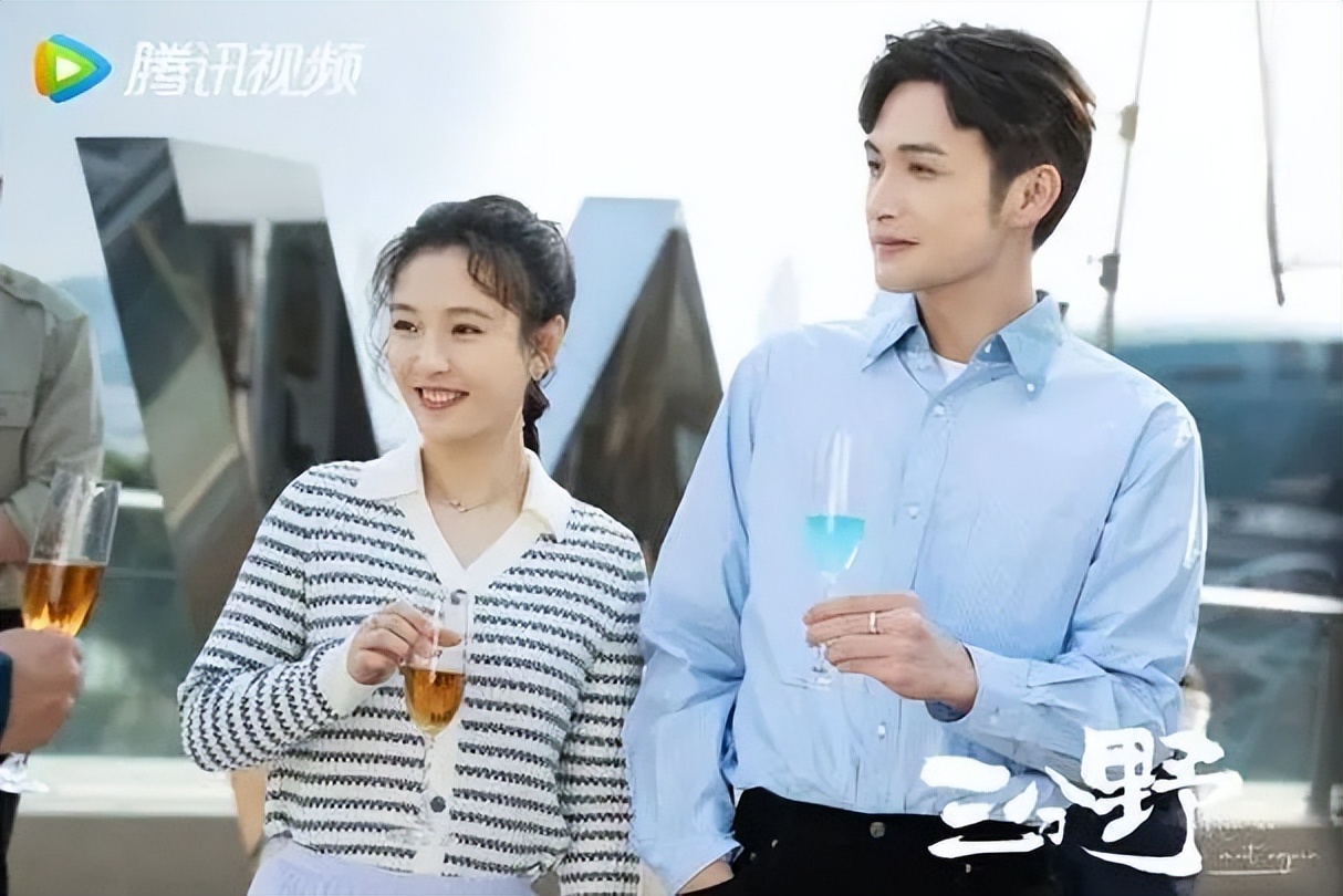 There are 4 idol dramas that are recognized as having zero negative reviews. The male and female ...