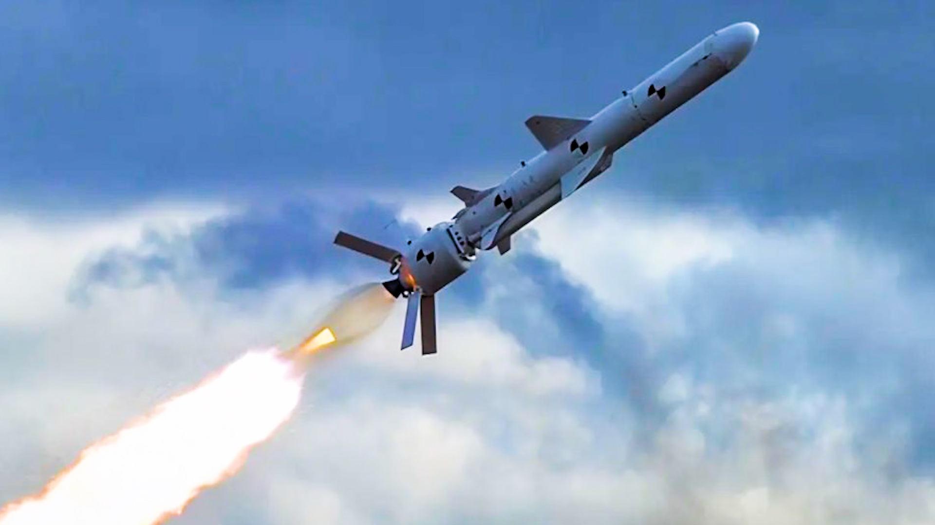 Combat nation-caliber cruise missiles, 1,500 kilometers of precision ...
