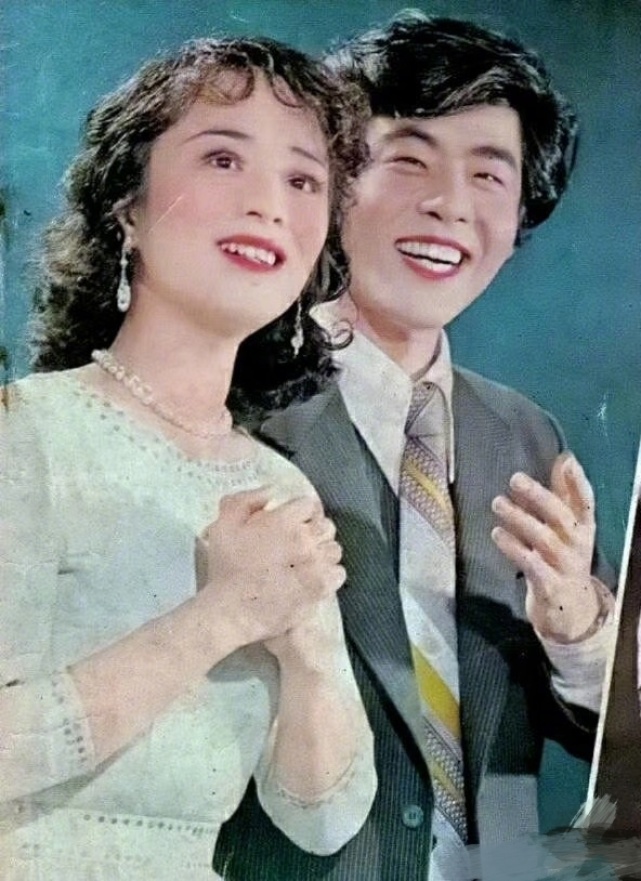 The 75-year-old famous singer Xie Lisi died of illness, and his funeral ...