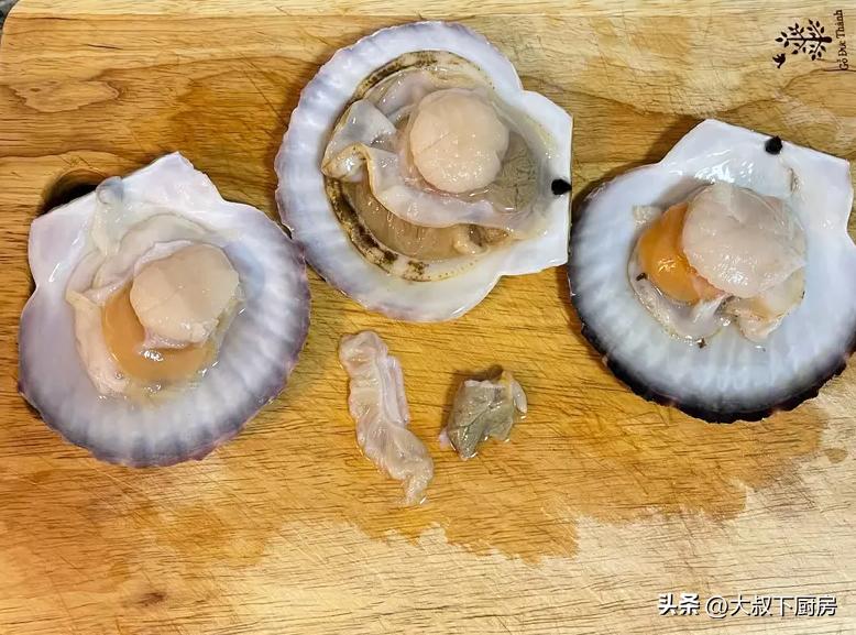 Must eat in autumn!Uncle teaches you steamed scallops with garlic - iNEWS
