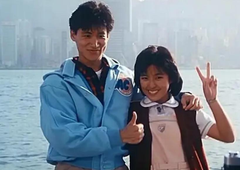 A woman with serious cleanliness has been doted on by Jacky Cheung for ...