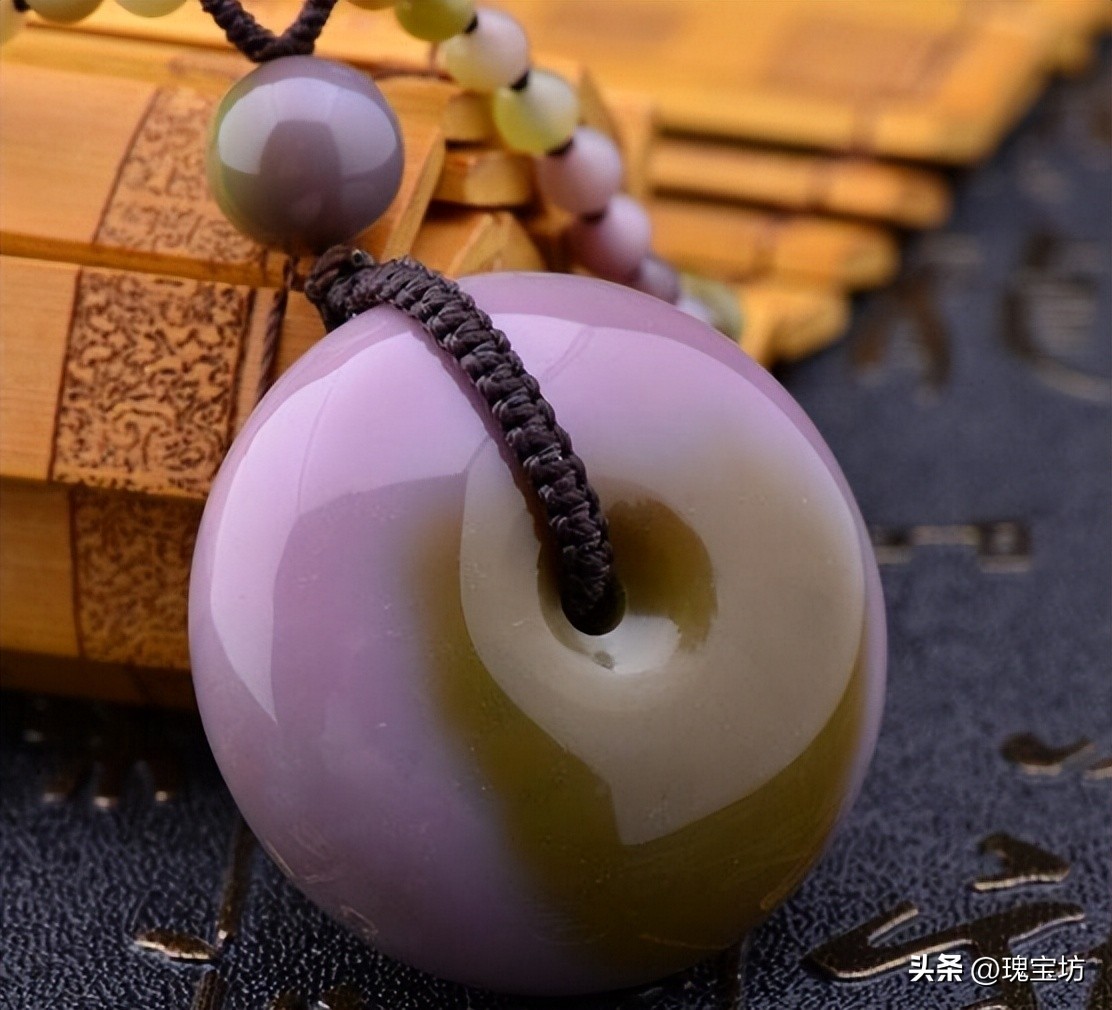 Nanhong agate and Yanyuan agate: the beauty of color and the difference ...