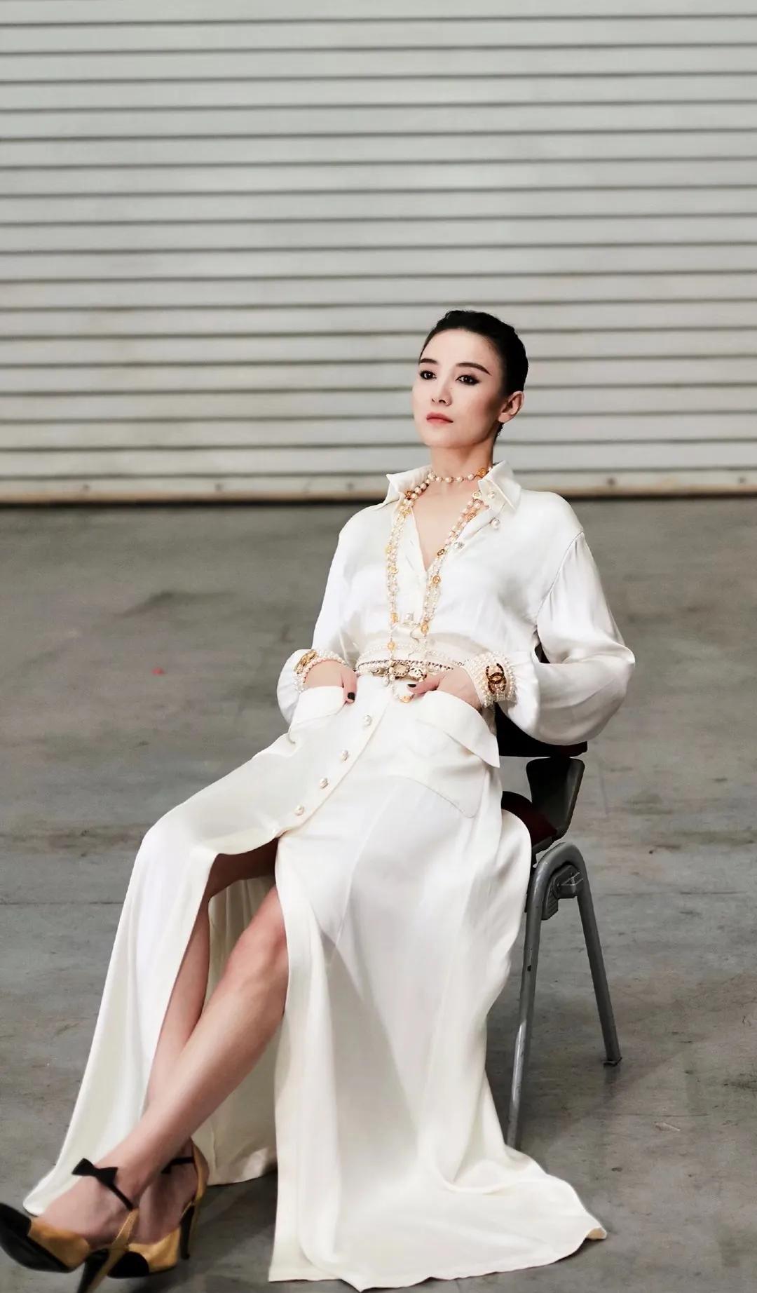 Song Jia, the goddess of high cold - iNEWS