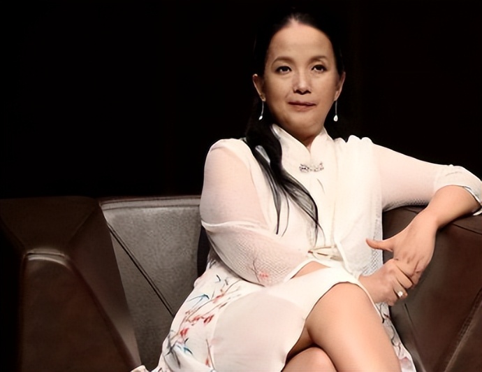 Sun Haiying, who once insulted China, suddenly expressed her desire to return to China and pick ...