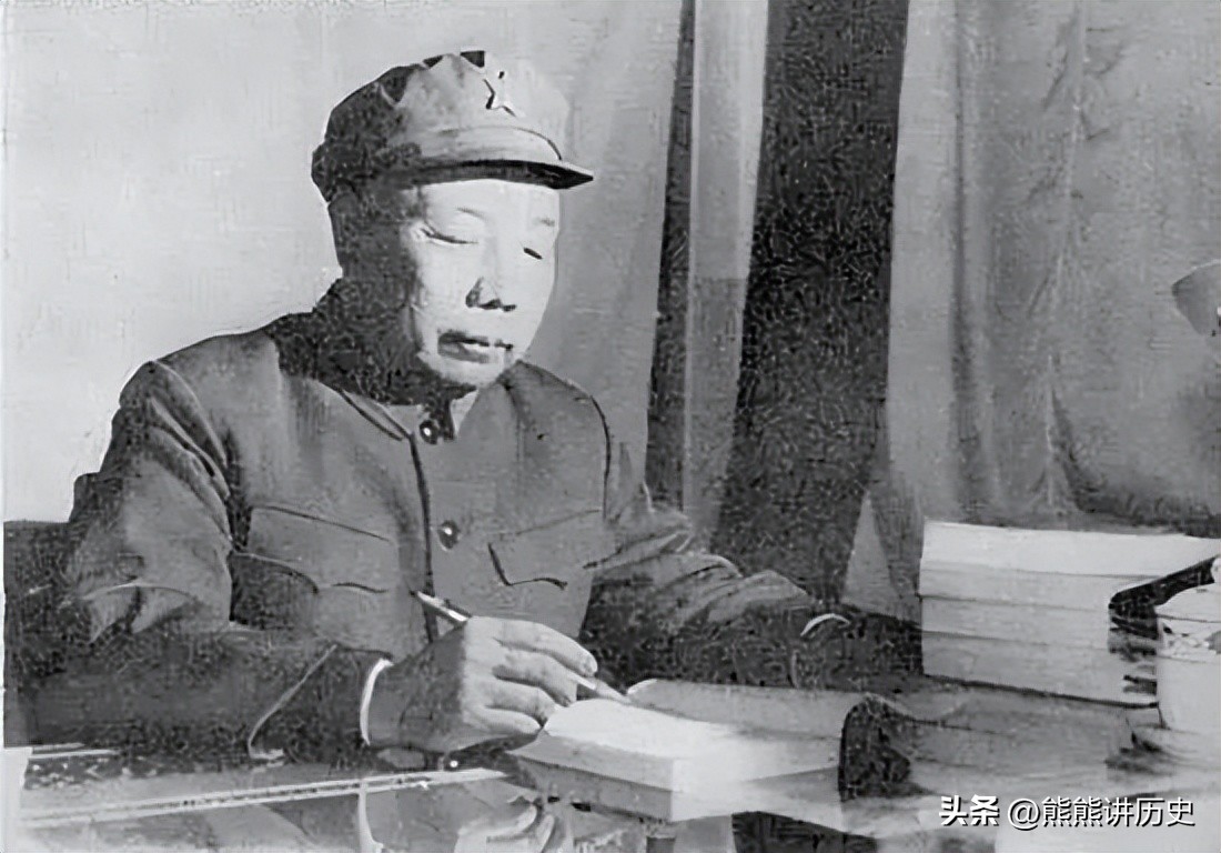 The famous generals of the Four Field Army held very important ...