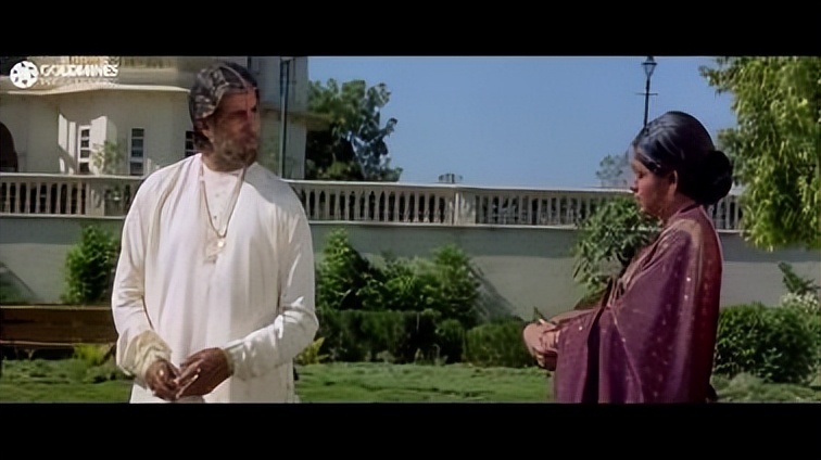 This time, Anupam's Sooryavansham brings traditional Indian concepts and family changes - iMedia