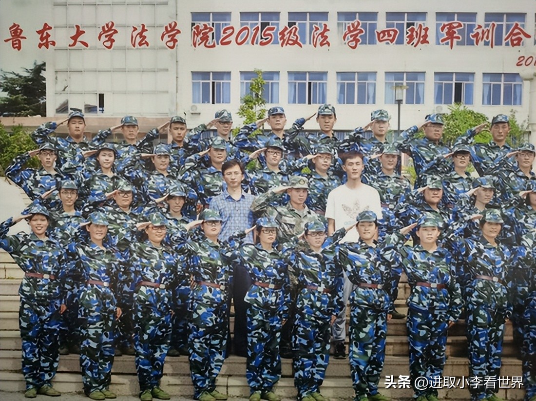 Qi Fabao, the head of the regiment, said angrily: "I don't like people ...