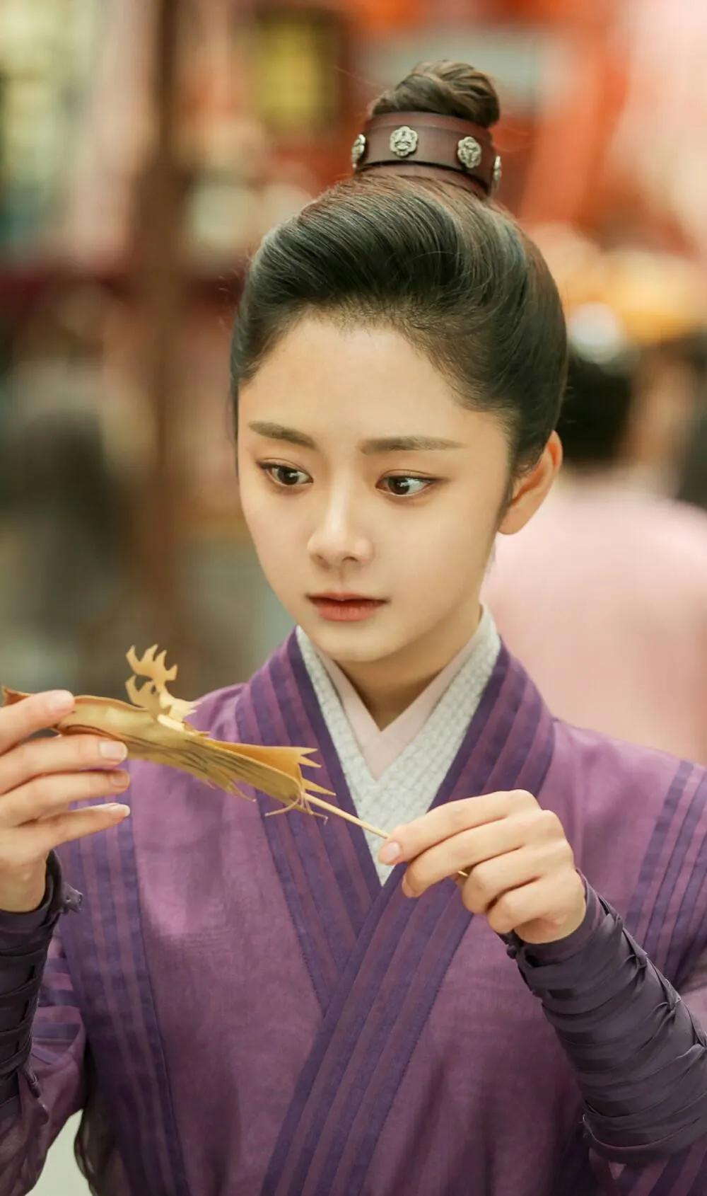 What's so good about Yuan Jinxia?Lu Yi changed from a look of disgust ...