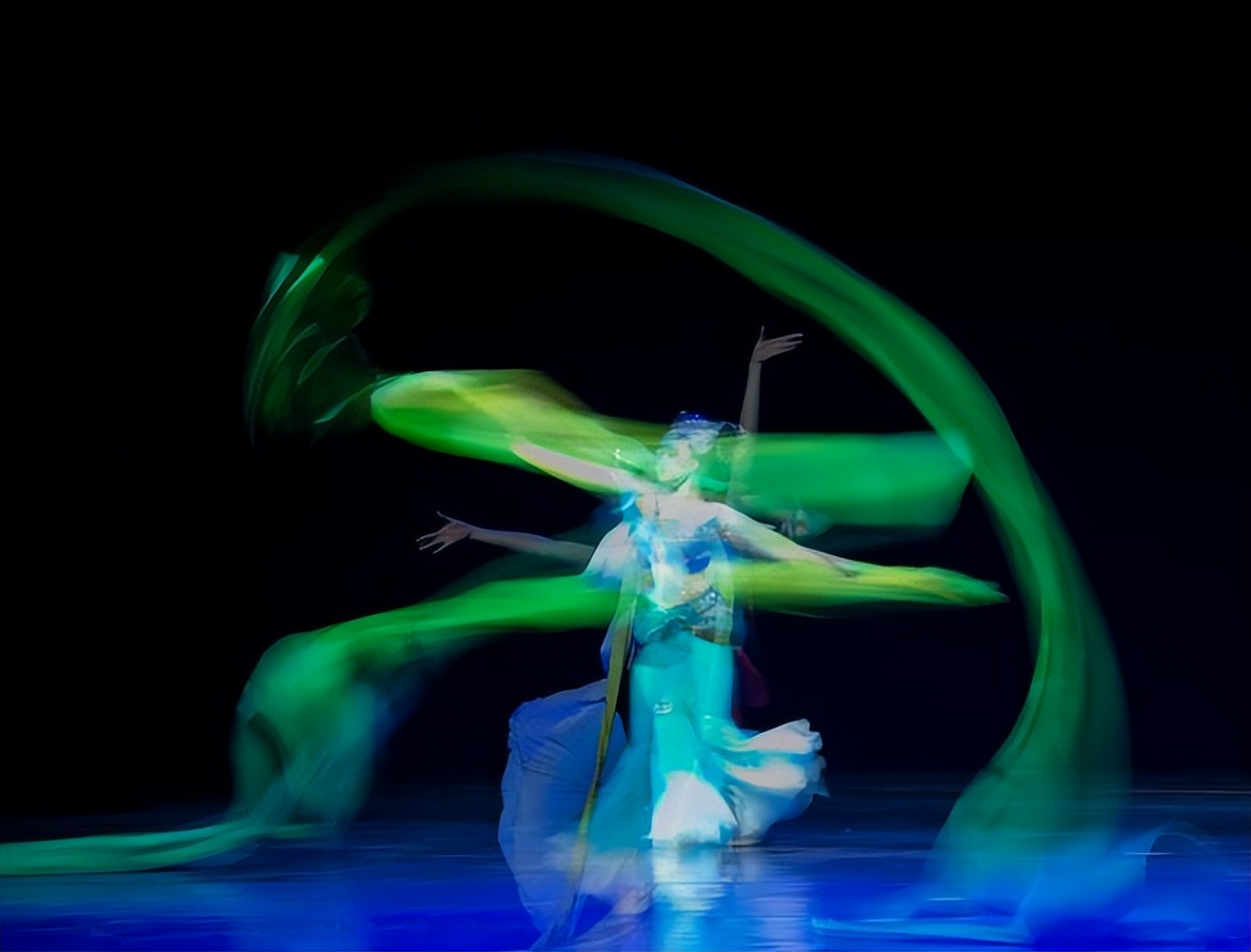 A Comparison of Traditional Aesthetics and Dance Aesthetics between ...