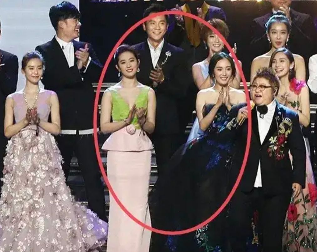 Liu Yifei took Liu Shishi and Yang Mi in the same frame, only to understand that temperament has ...