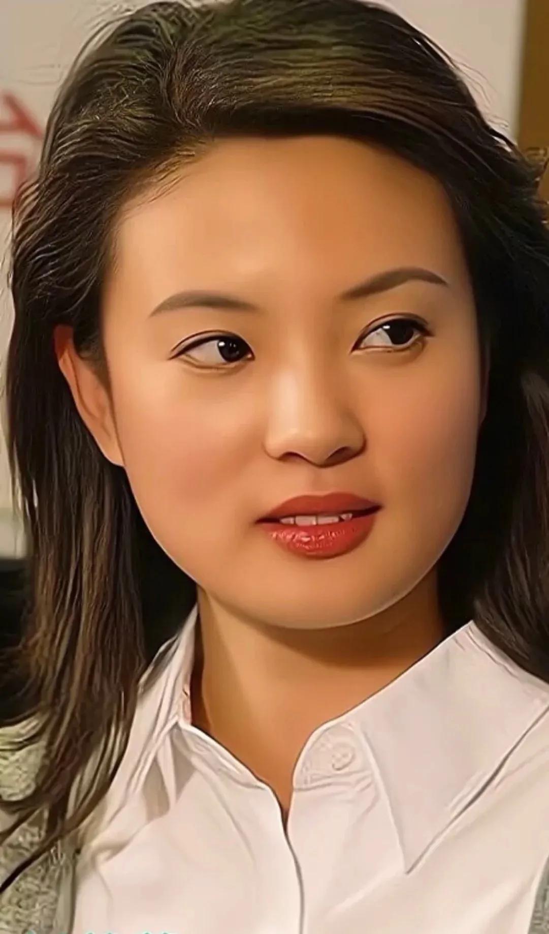 Li Sisi, Zhou Tao, Dong Qing, Li Hong, Zhu Xun, Fang Qiong, Liu Yan and other hosts, who is the ...