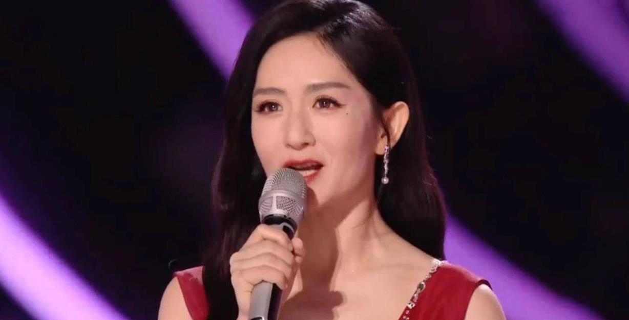 Celebrity carnival: Xie Na loses control, Wang Han desperately saves the situation! - iMedia