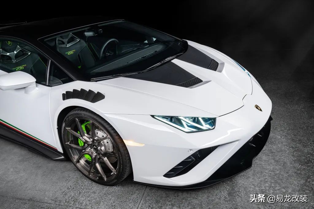 Lamborghini huracan EVO a simple rear wing and more special surround ...