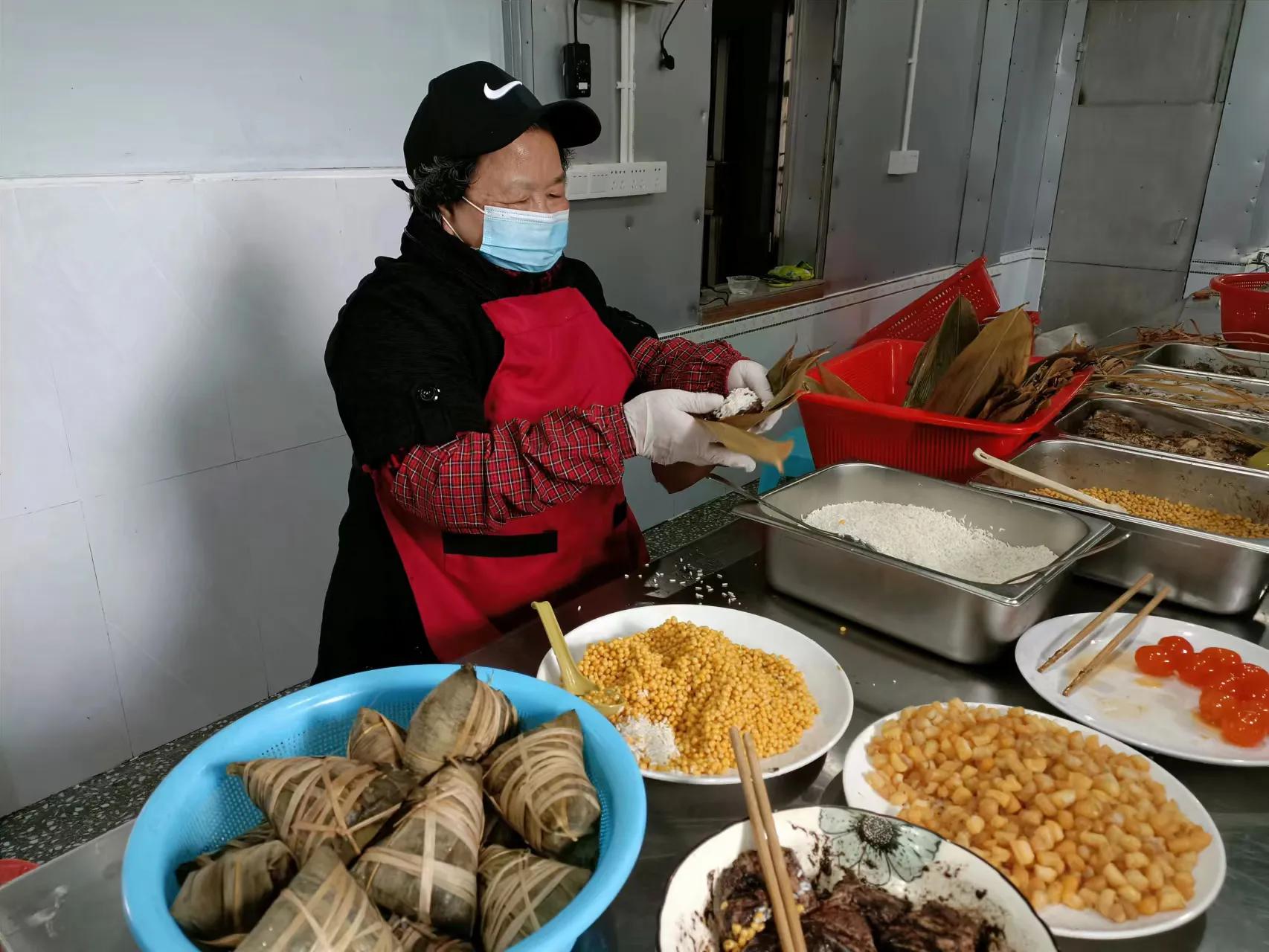 Huang Lihong, inheritor of handmade firewood dumplings: the taste of ...