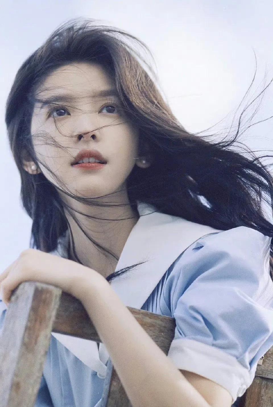 Chen Weiting and Zhang Ruonan drunk and kissed the screen couple together - iNEWS