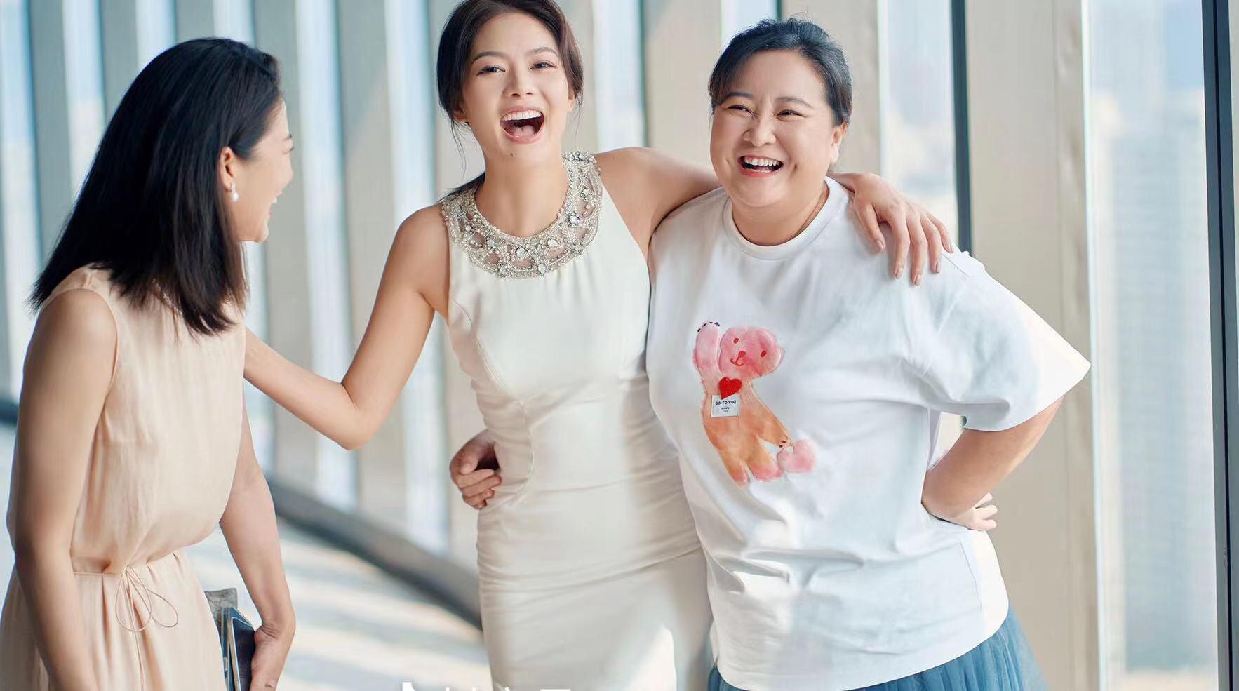 31-year-old comedian gets married!The bride is so beautiful, the boss ...