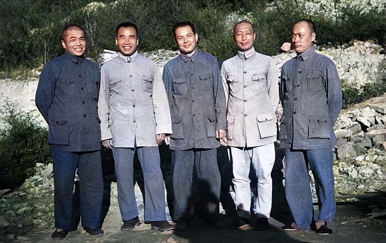 Appreciation of General Peng's handwriting - iNEWS