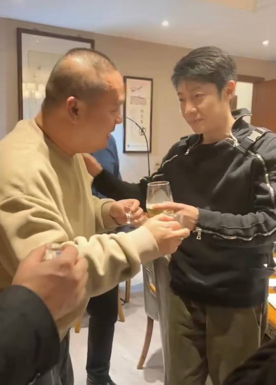 Sa Beining went back to his hometown and was praised for being down-to ...