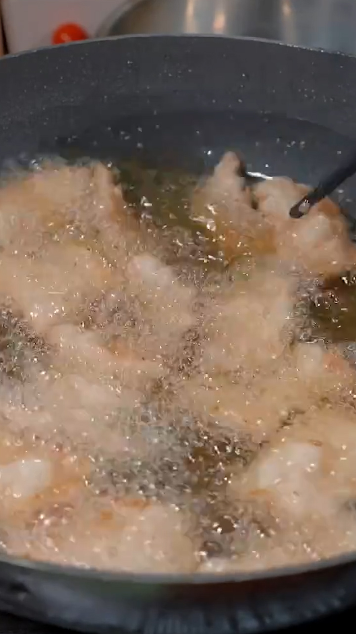 Teach you to make an ancestral Northeast dish with pot-wrapped meat - iNEWS