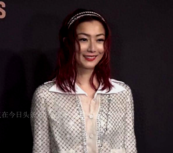 46-year-old Sammi Cheng attended an event in the Mainland and revealed ...