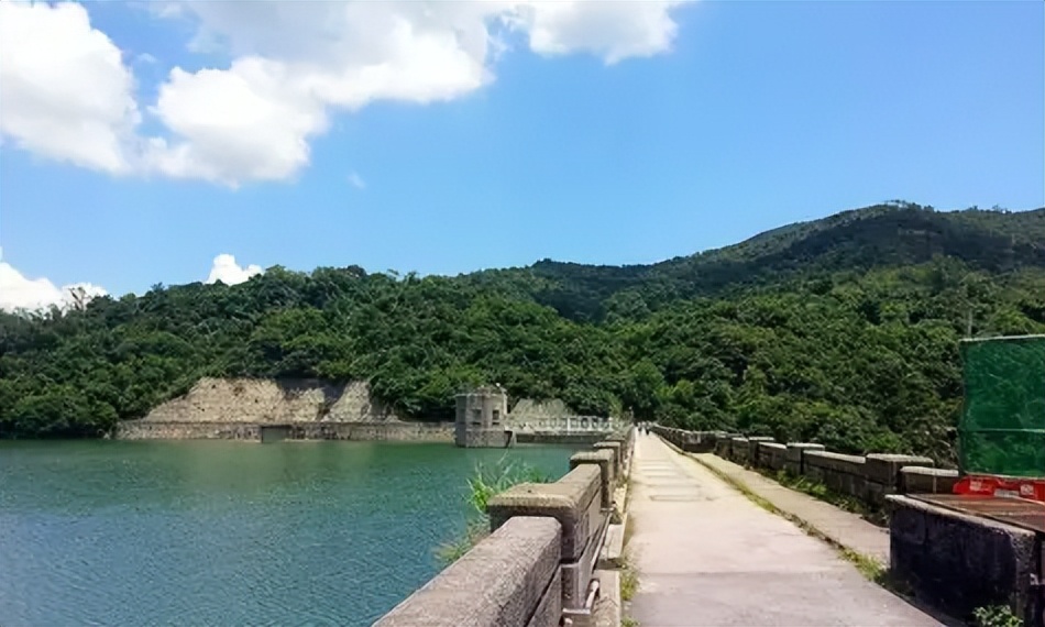 Liang Jiamin mysteriously disappeared when choosing a location for Wang Jing's film. 17 years ...