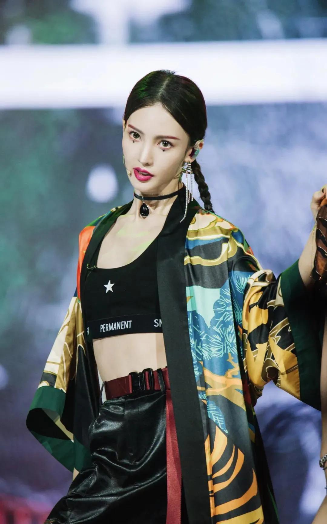 Unforgettable beauty star Jin Chen - iNEWS