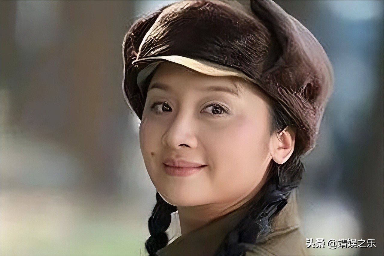 After her husband Wang Xinjun became popular, Tang Jing failed to keep ...