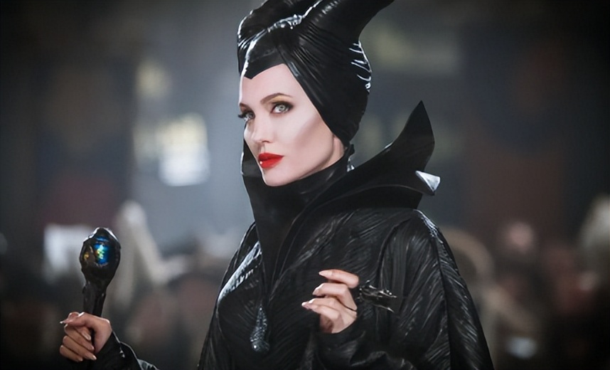 "Maleficent": exquisite visual effects and music present a dreamlike ...