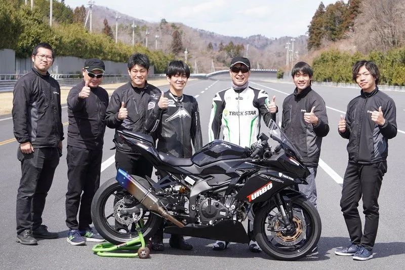 Up nearly 60 hp!Kawasaki Ninja ZX-25R ran a top speed of 252km/h - iNEWS