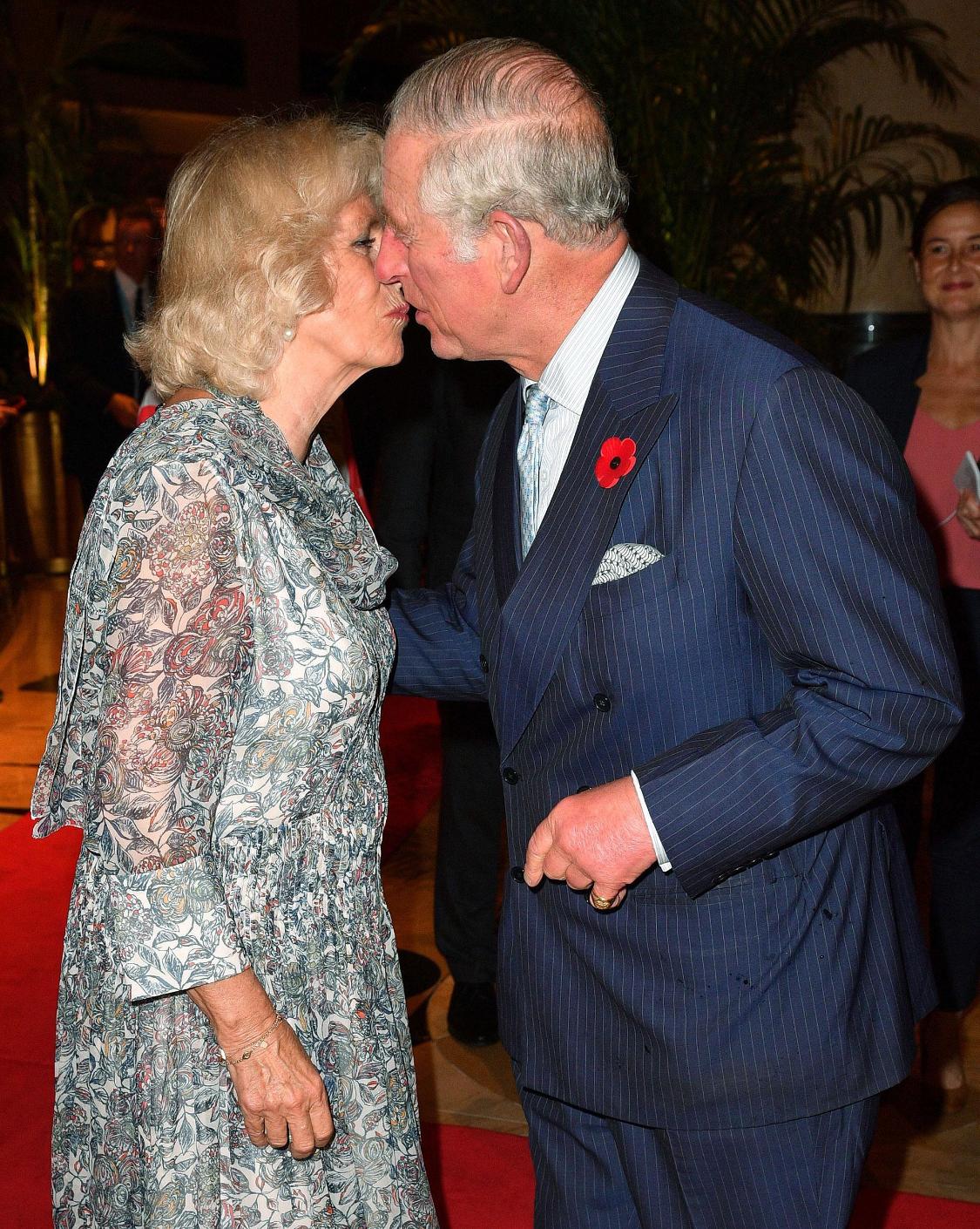 Queen Camilla's dad made King Charles cry?After being scolded, he was ...