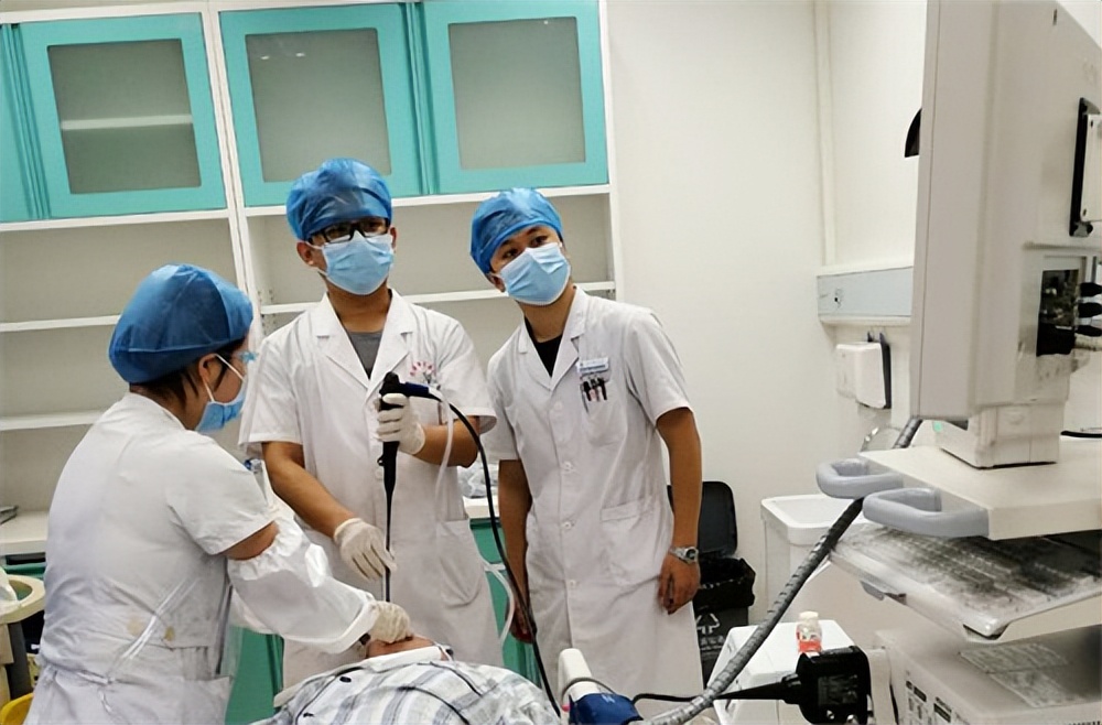 One doctor, one life doctor!Today, let us listen to the voices of ...