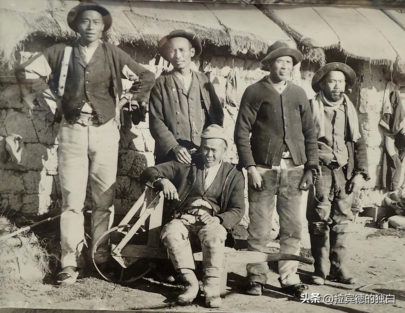 What were the influences of the Mau movement and identity construction ...